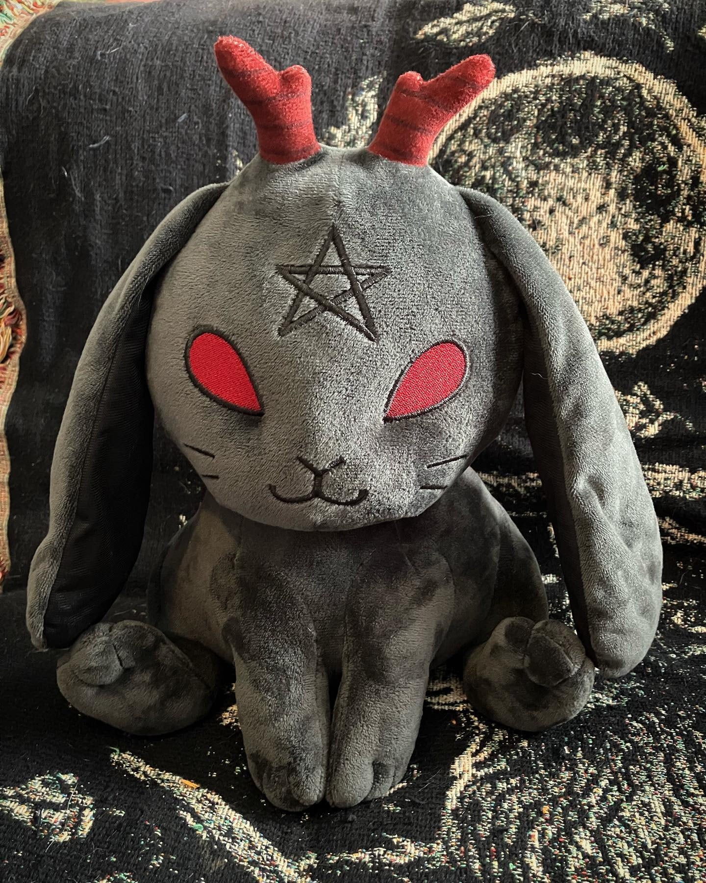 ITH Bloody Bunny uick Monster Plush